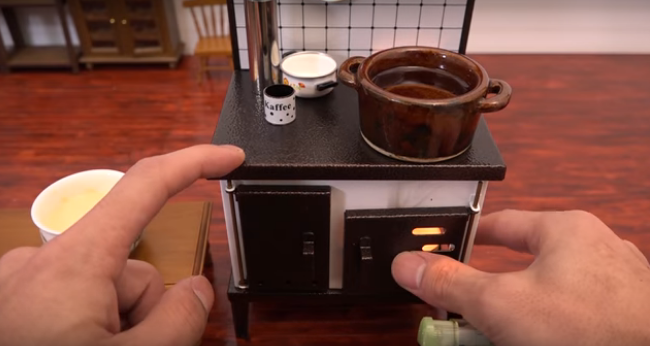 Watch Teeny Tiny Japanese Meals Get Made in a Miniature Kitchen: The ...