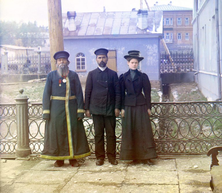 Bringing Tsarist Russia to Life: Vivid Color Images from 1905-1915 ...