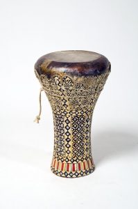 Visit an Online Collection of 64,259 Musical Instruments from Across ...