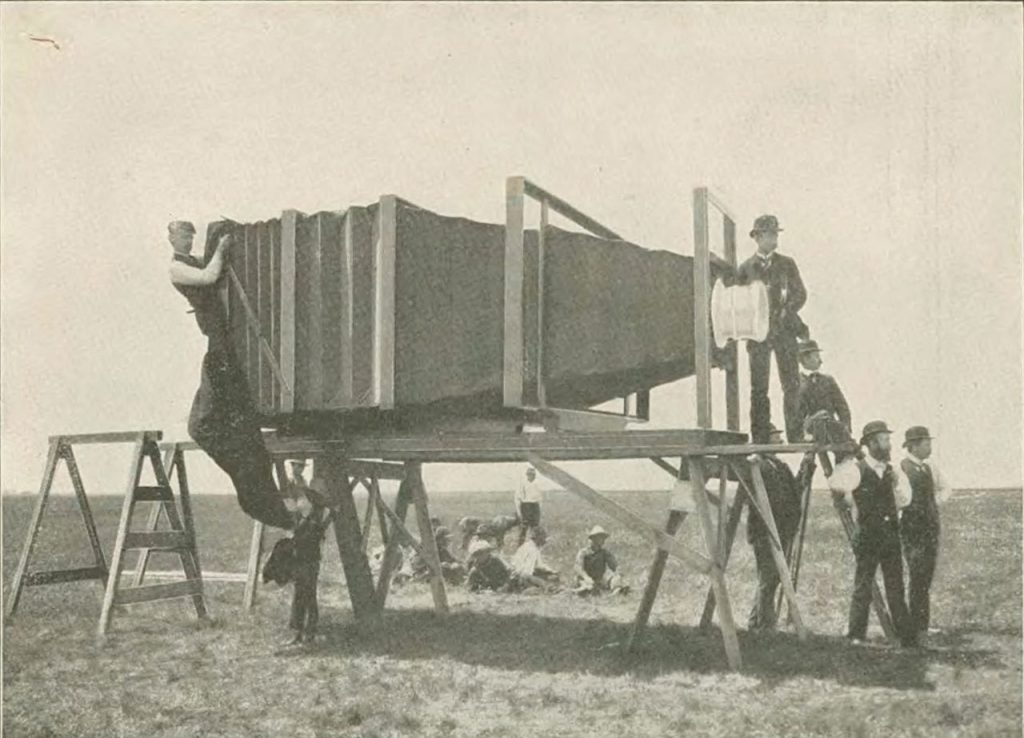 In 1900, a Photographer Had to Create an Enormous 1,400-Pound Camera to ...