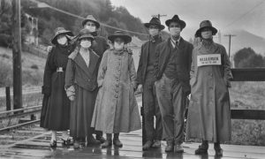 What Happened When Americans Had to Wear Masks During the 1918 Flu ...