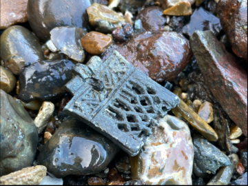 Mudlarking on the Thames: A Treasure Trove of History Washes Ashore ...