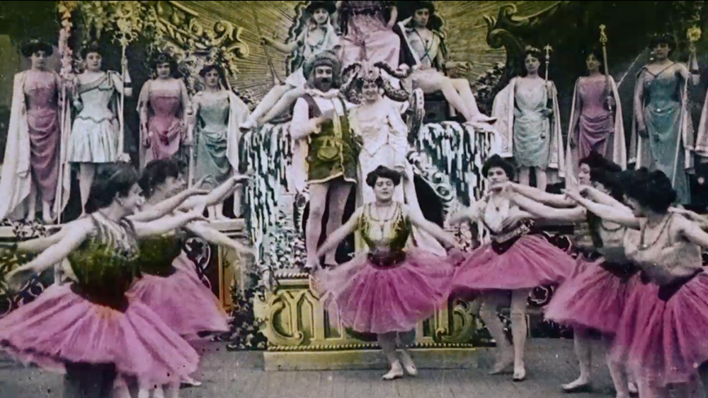 Interactive Music Video Lets You Explore the Apartments on the Cover of ...