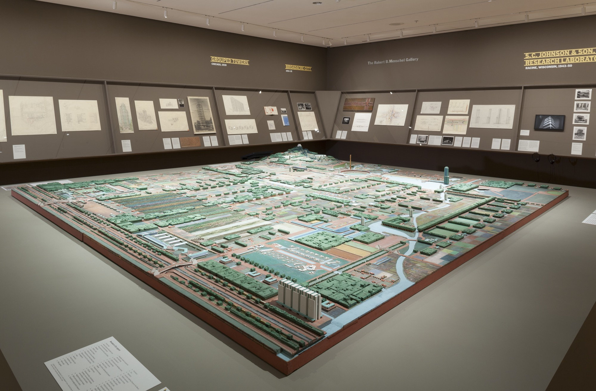 Frank Lloyd Wright Designs an Urban Utopia: See His Hand-Drawn Sketches ...